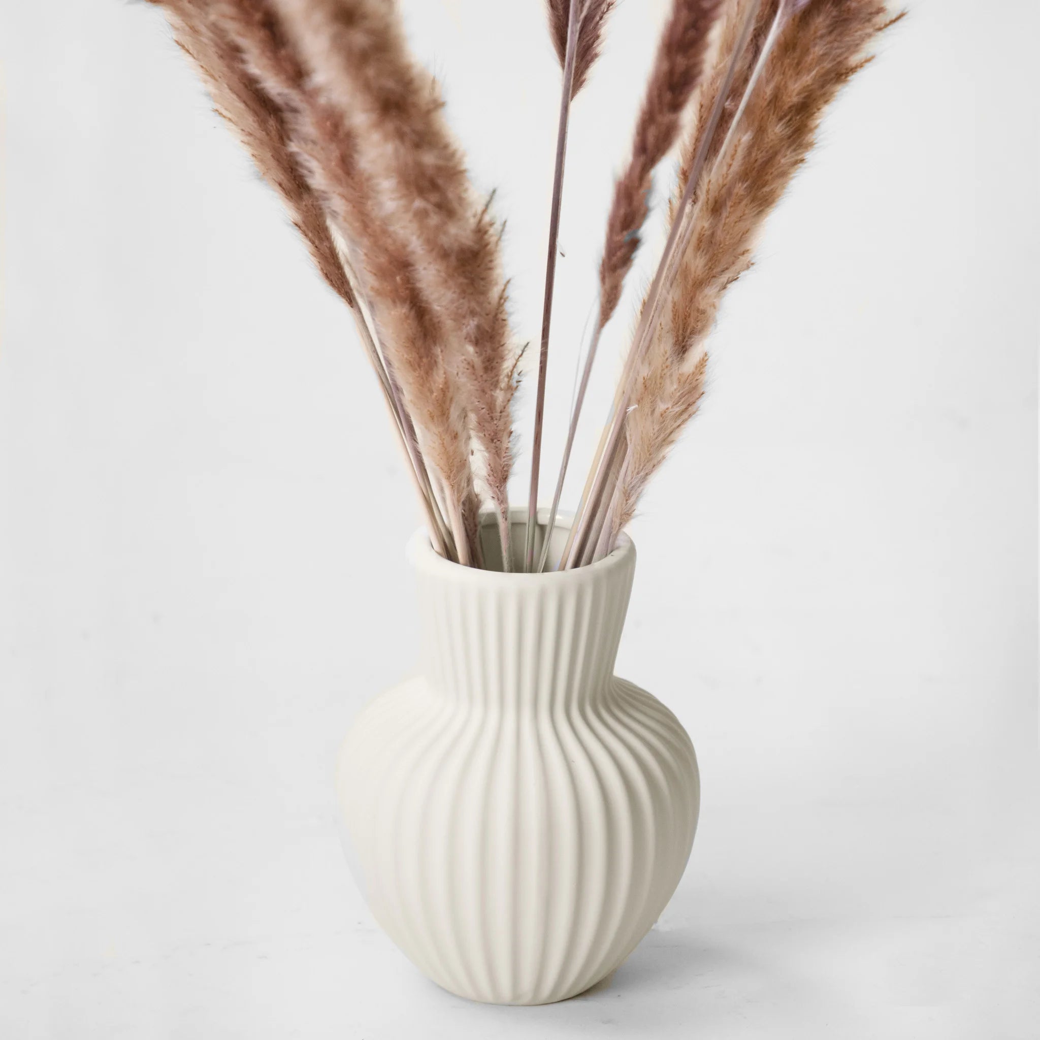 Textured Neutral Vase – Marigold Decor